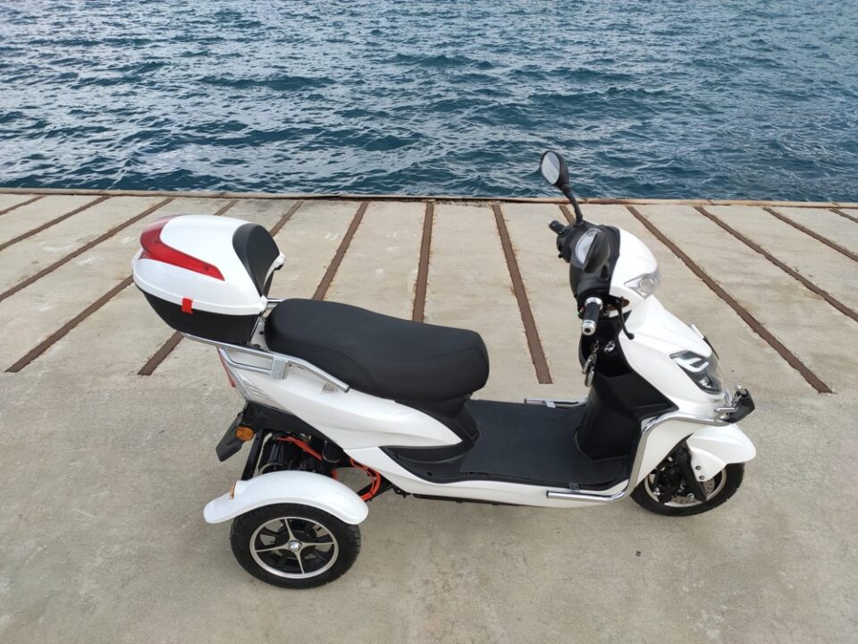 Ηλεκτρικό Τρίκυκλο Σκούτερ THORAX | Electric Power Bikes